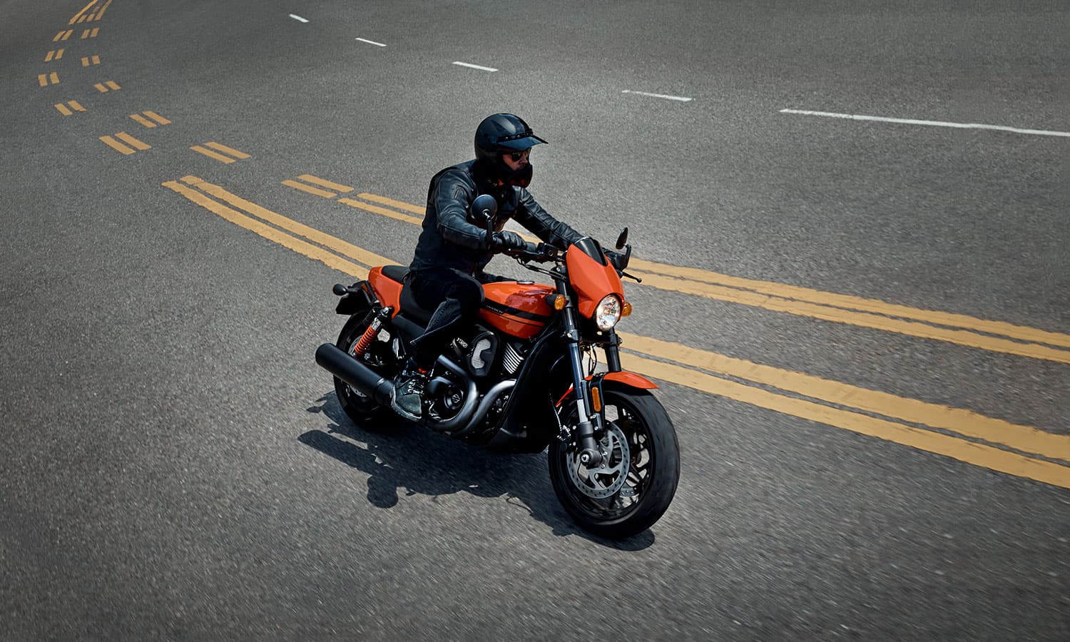 HARLEY-DAVIDSON® | RIDING ACADEMY | RIDE LIKE A PRO